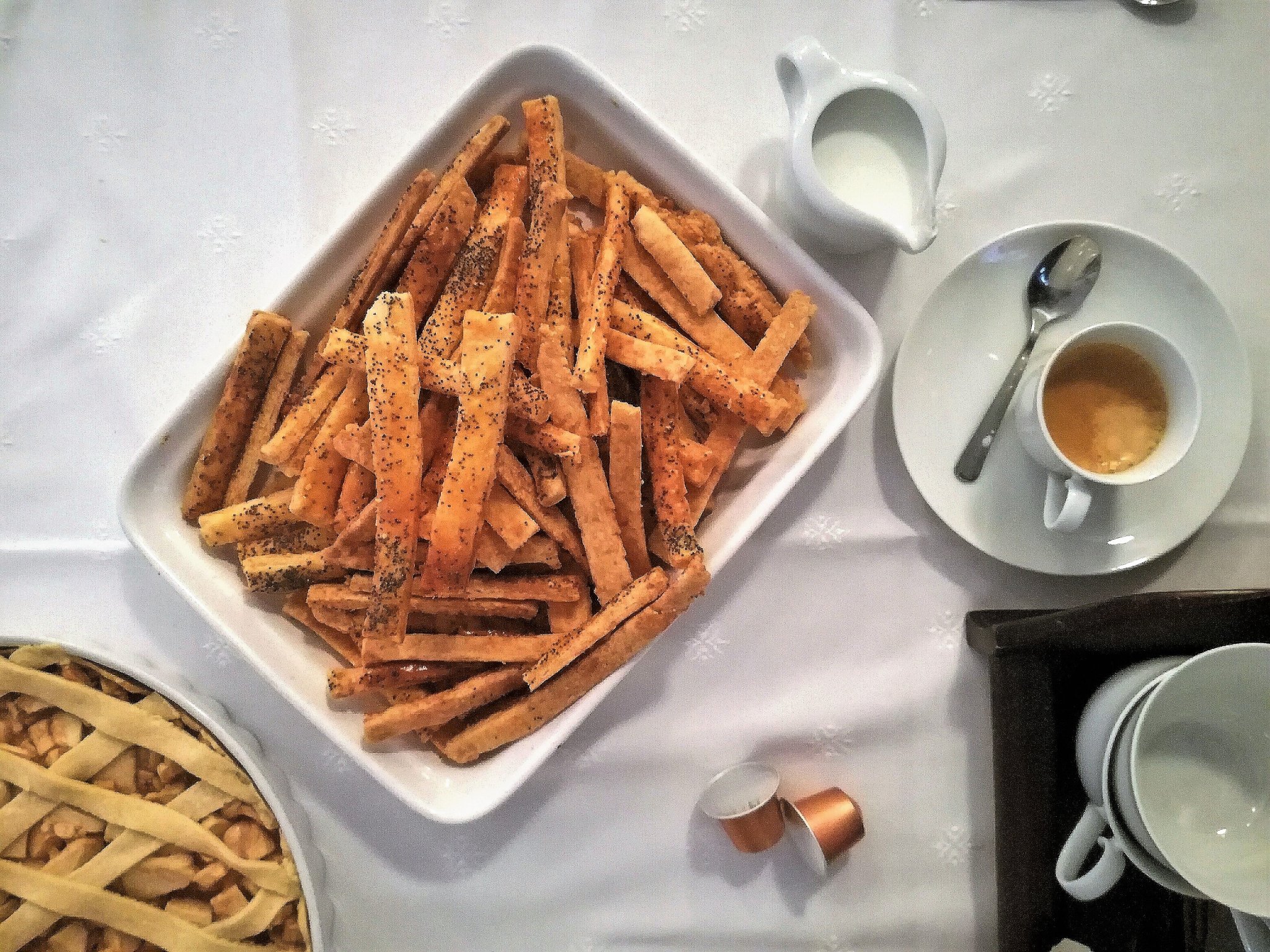 Irgalmatlanul jó cheddar sajtos sós rudak | Mai Móni