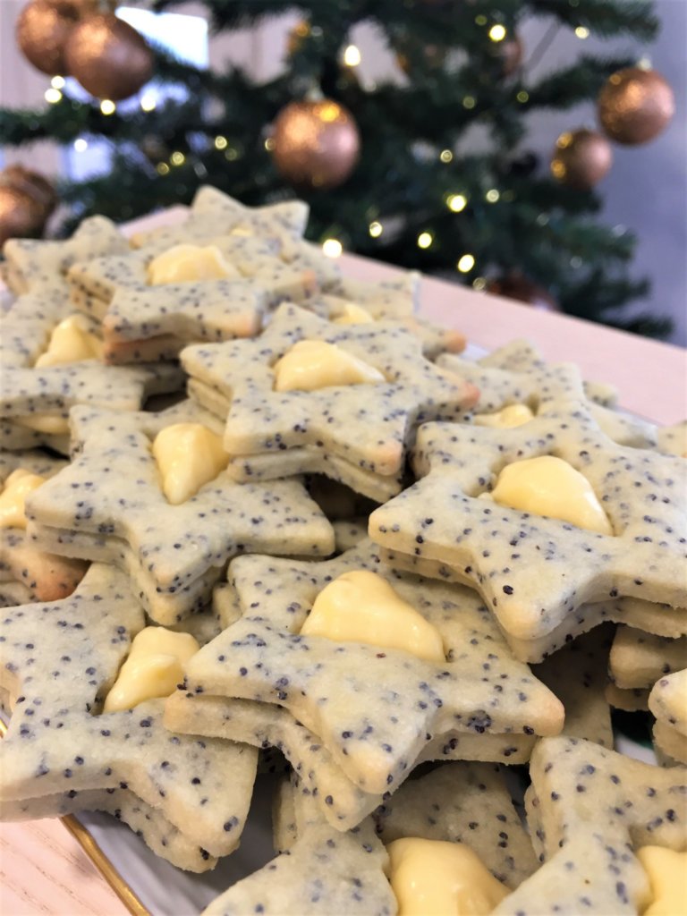 Mákos linzer citromkrémmel töltve | Mai Móni